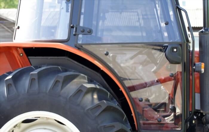 3 Rib vs 4 Rib Front Tractor Tire